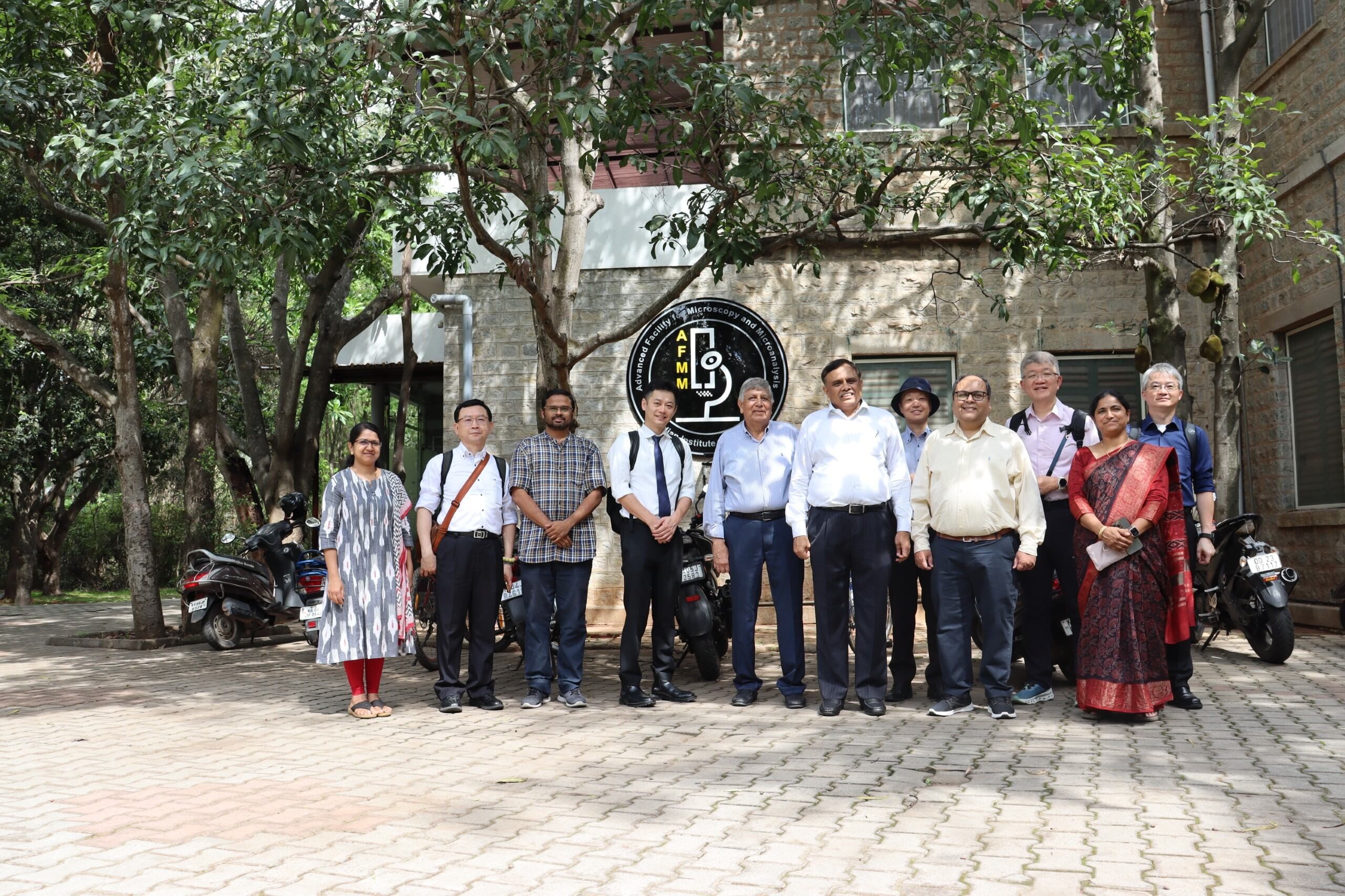 Gallery- Advanced Facility for Microscopy and Microanalysis