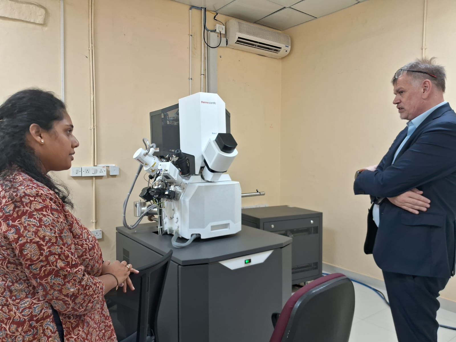 Gallery- Advanced Facility for Microscopy and Microanalysis
